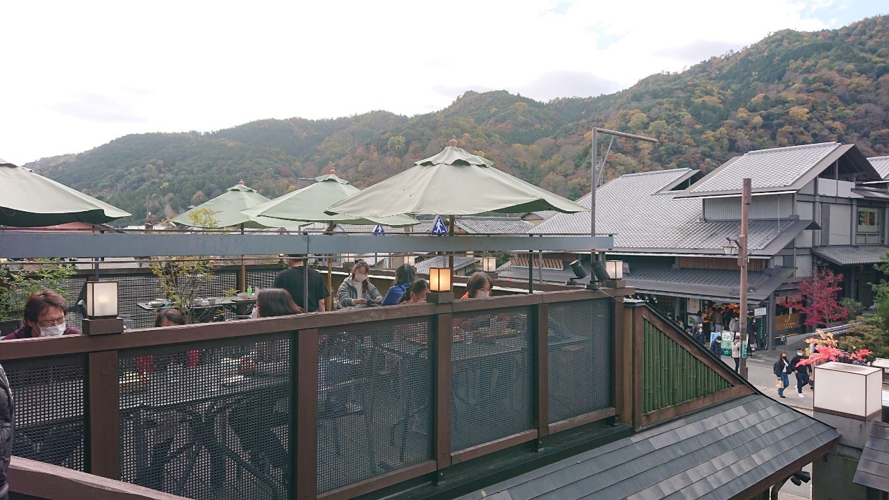 嵐山でランチするなら和風カフェのテラスでオシャレに「OBU CAFE」 | ヒッポDのちょっとためになる雑記ブログ
